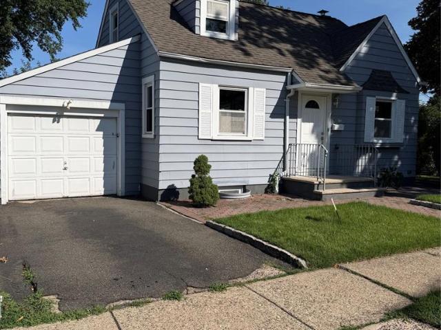 67 Rowland Avenue