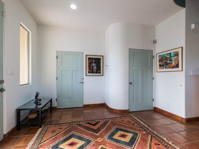 67 Santa Ana Loop