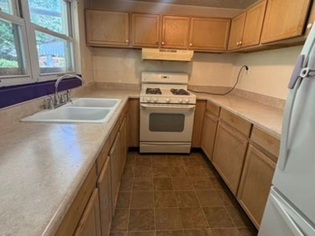 67 Seminole Ave, Washington, PA 15301