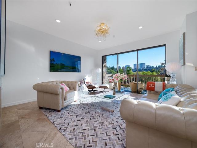 67 Sea Island Drive