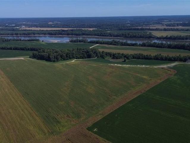 67 St Johns Island Rd, Washington, MO 63090