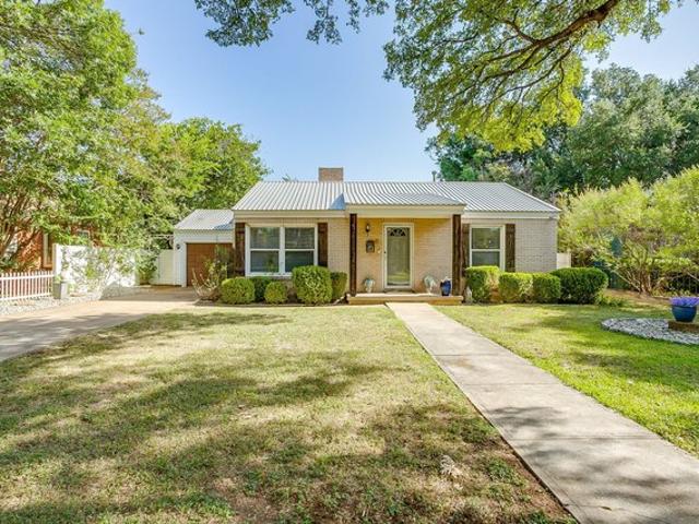 6404 Malvey Ave, Fort Worth, TX 76116