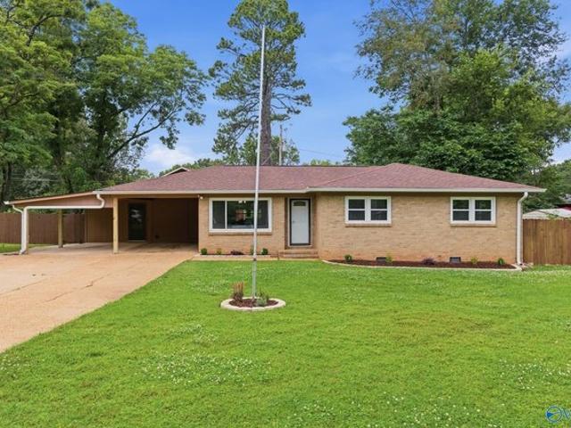 6404 Marsh Ave NW, Huntsville, AL 35806