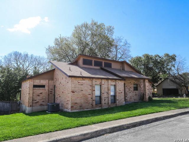 6404 Brook