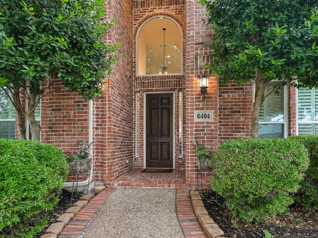 6404 Dakota Drive