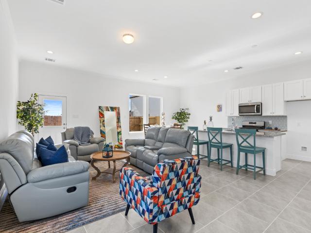 6404 Pregonero Ln, Houston, TX 77048 | MLS #63341