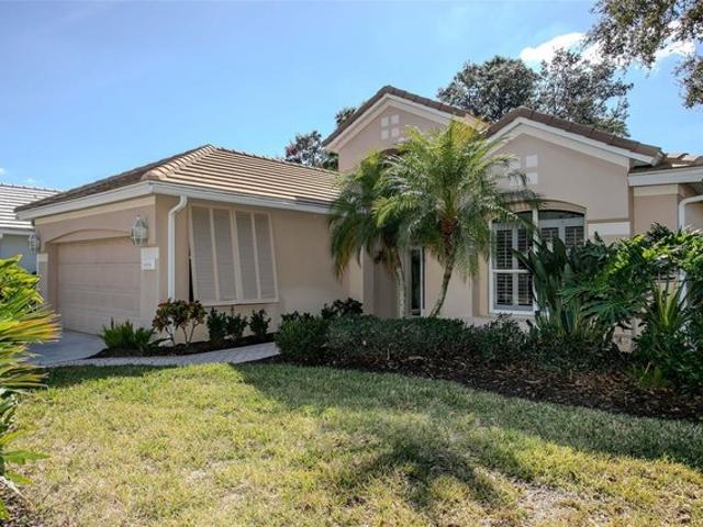 6404 Wentworth Xing, University Park, FL 34201
