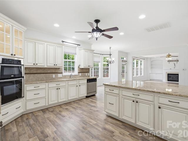 6405 Chadwell Court