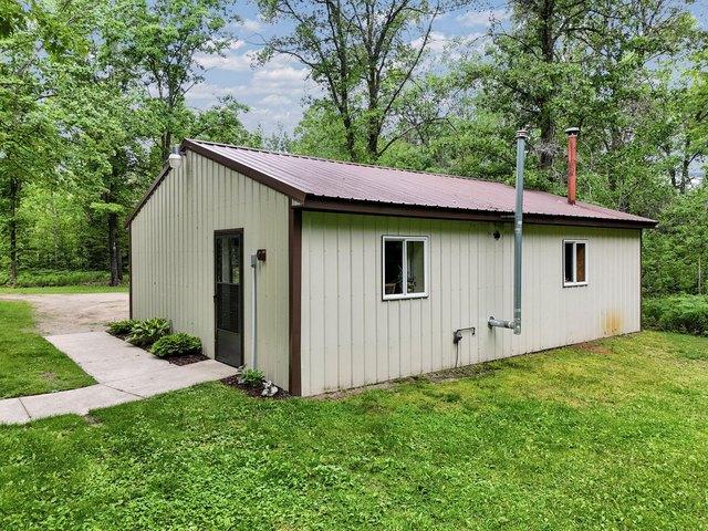 6405 S Dorr Rd, Falmouth, MI 49632