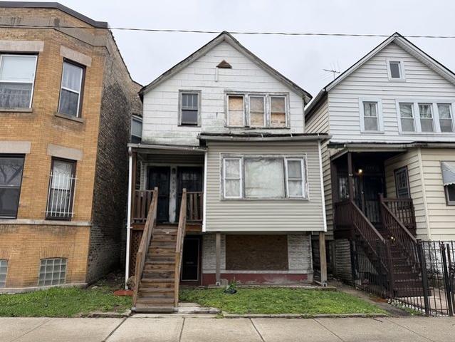6405 S Eberhart Ave, Chicago, IL 60637