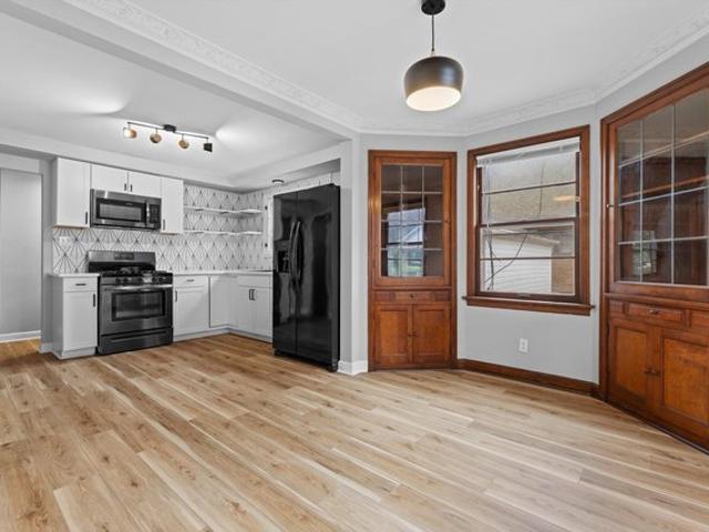 6405 W Clarke St, Wauwatosa, WI 53213