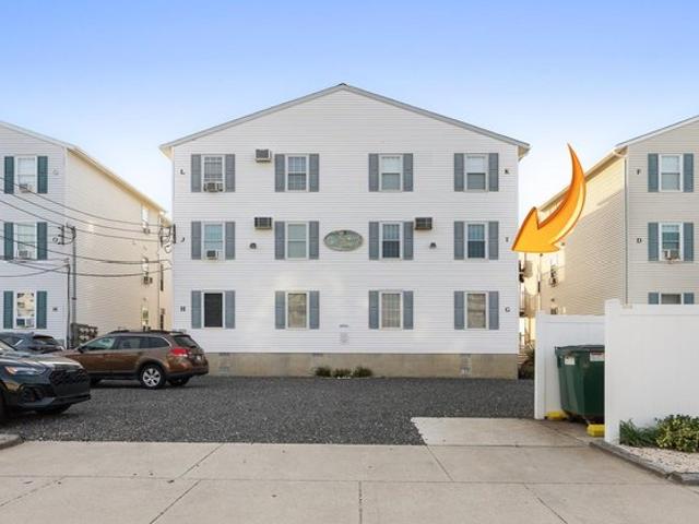 6406 Central Ave Apt I, Sea Isle City, NJ 08243