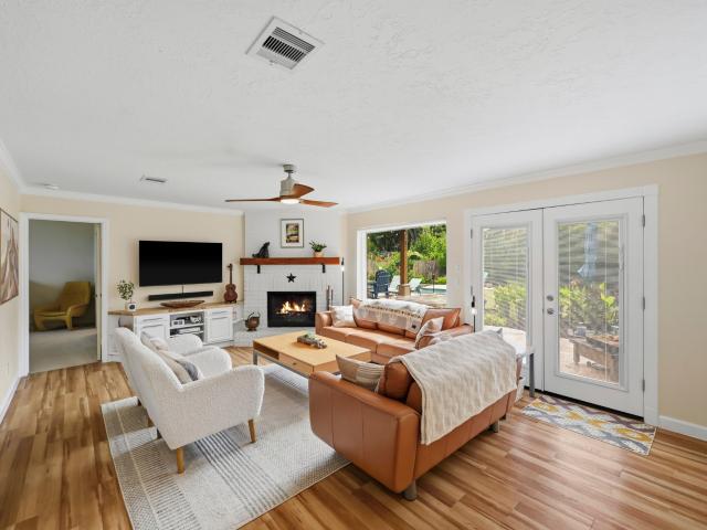 6406 Smoke Tree Court