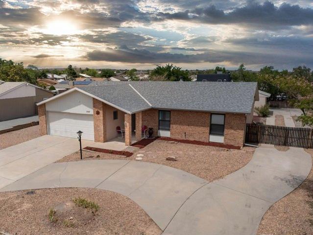 6407 Crow Rd NE, Rio Rancho, NM 87144