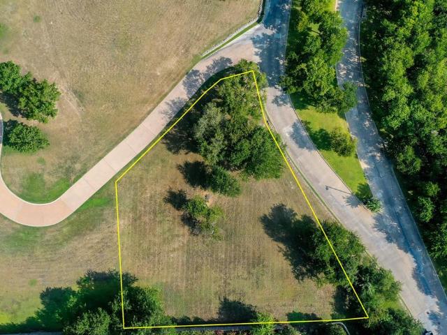 6408 Hawthorne Park Dr, Fort Worth, TX 76132 | MLS #20612 | Compass