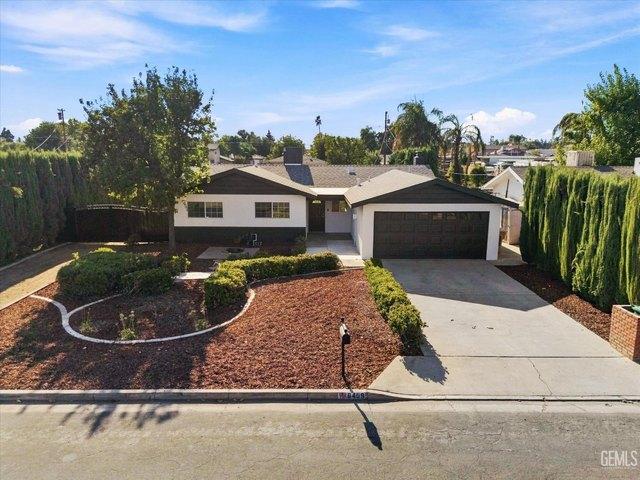 6409 Mignonette St, Bakersfield, CA 93308