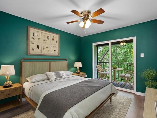 6409 Burns St Apt 304, Austin, TX 78752
