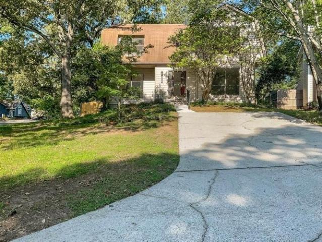 6409 Briar Chase Ct, Riverdale, GA 30296