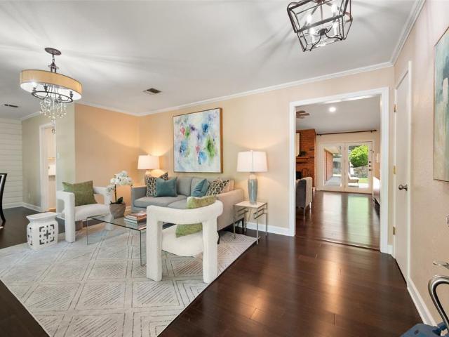6409 Country Day Trail