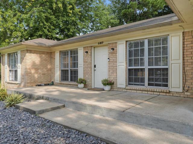 6409 gillham dr