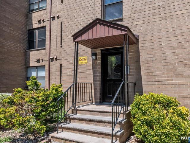 6409 Liberty # I1