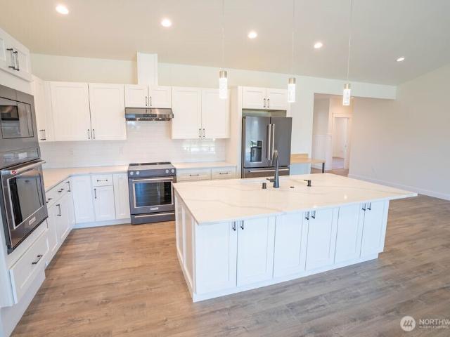 6409 Road 2.15 ne