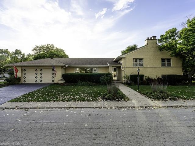6400 N Knox Ave, Lincolnwood, IL 60712