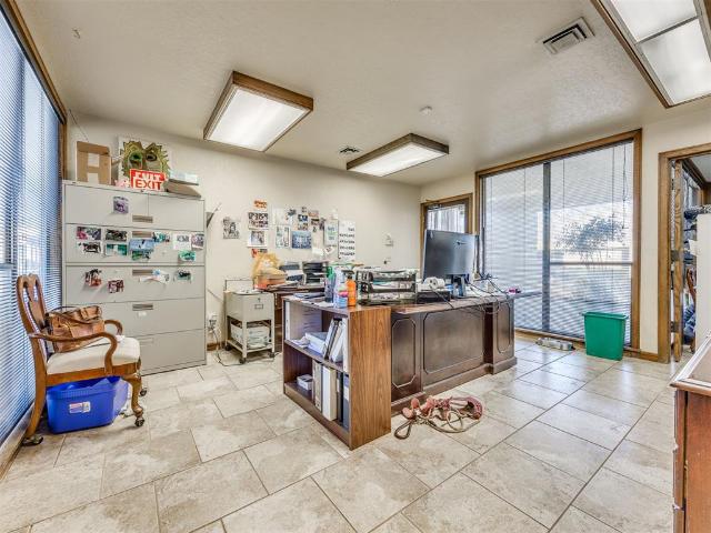 6400 N Santa Fe Avenue # C