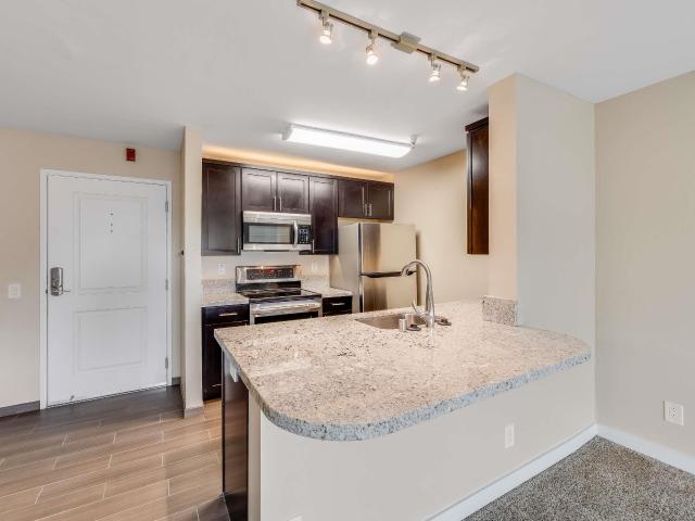 6400 Christie Ave 3322