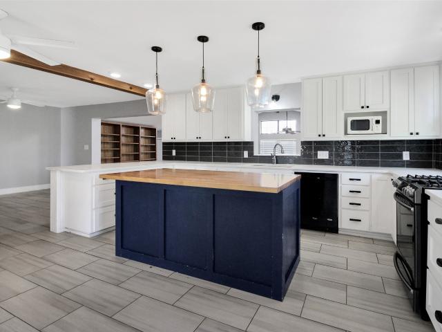 6400 Farm to Market Road 1105, Georgetown, TX 78626 | MLS #8335