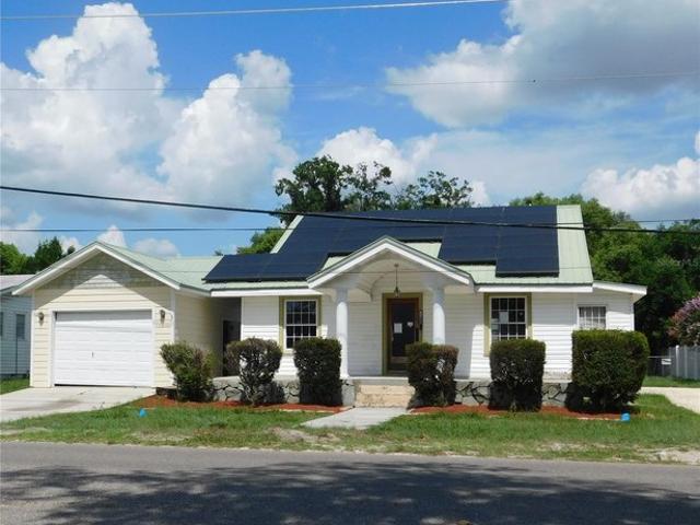 6400 12th St, Zephyrhills, FL 33542