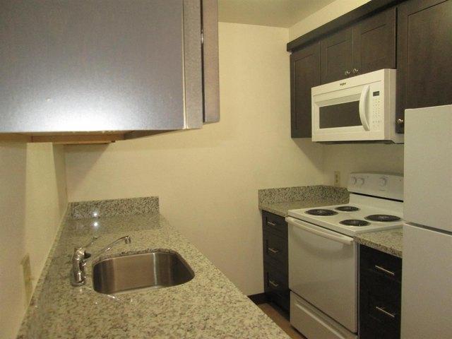 6400 66th Ave Apt 11, Sacramento, CA 95823