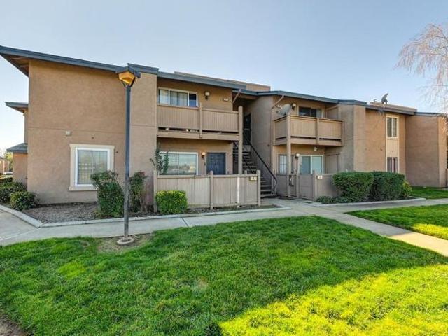 6400 66th Ave #4, Sacramento, CA 95823