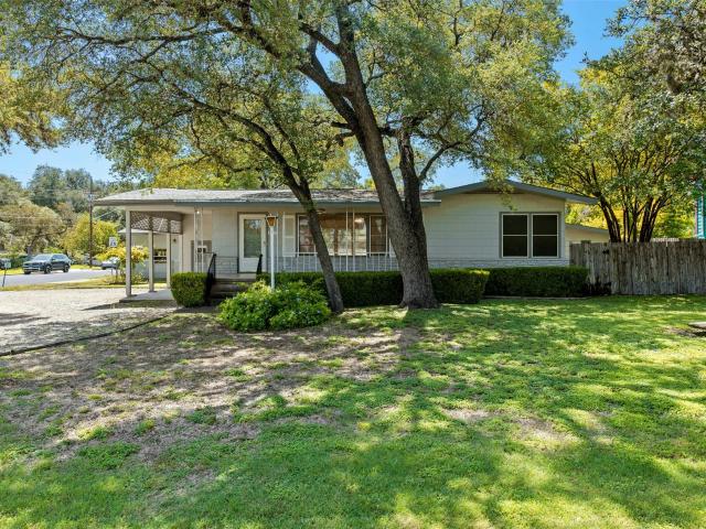 6401 Menchaca Rd