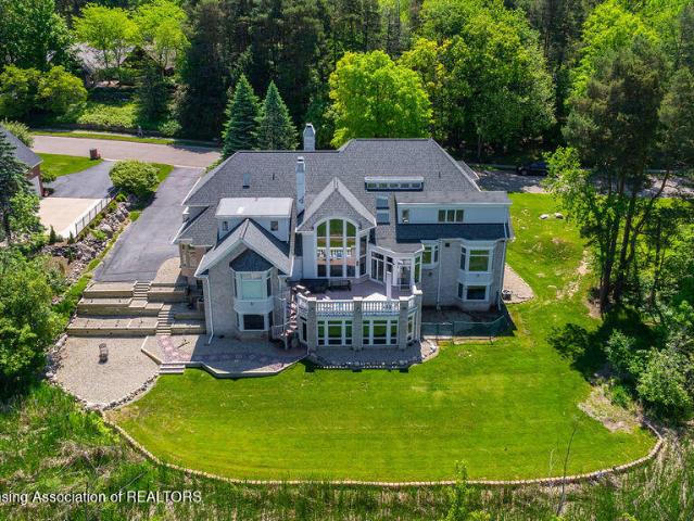 6401 Pine Hollow Drive