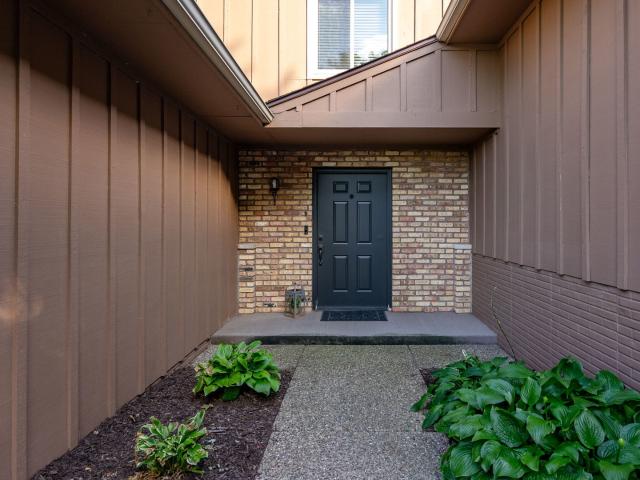 6401 utica ridge road # 19