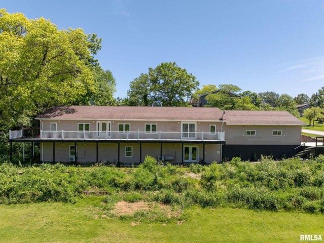 6401 W 95th Avenue Ct, Taylor Ridge, IL 61284