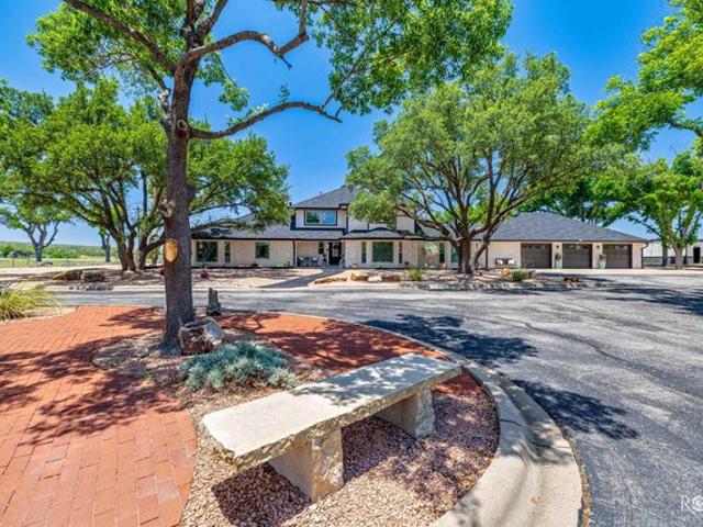6402 Chalimar Rd, San Angelo, TX 76904