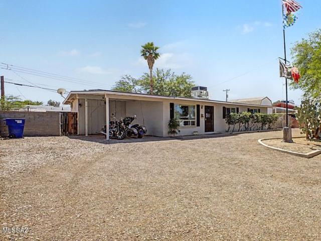 6402 E Calle Castor, Tucson, AZ 85710