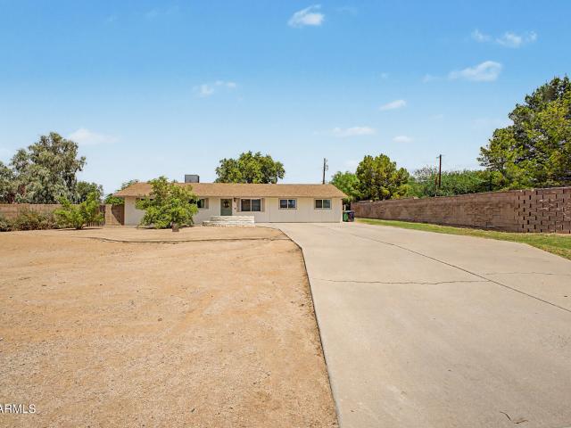 6402 e princess drive