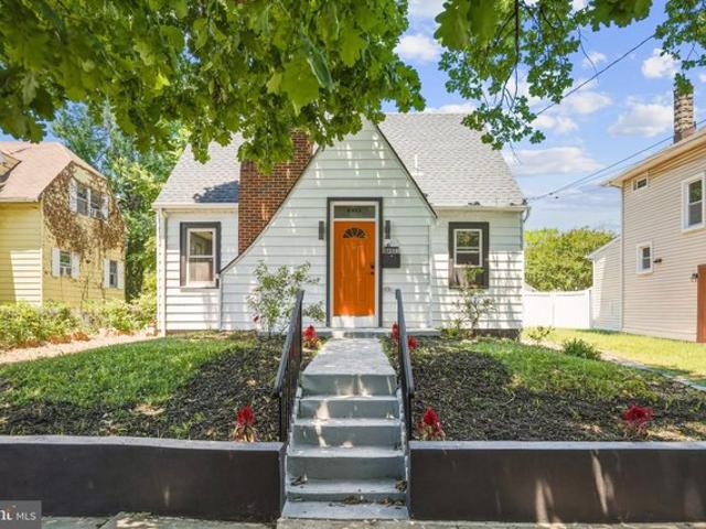 6402 Halleck St, District Heights, MD 20747