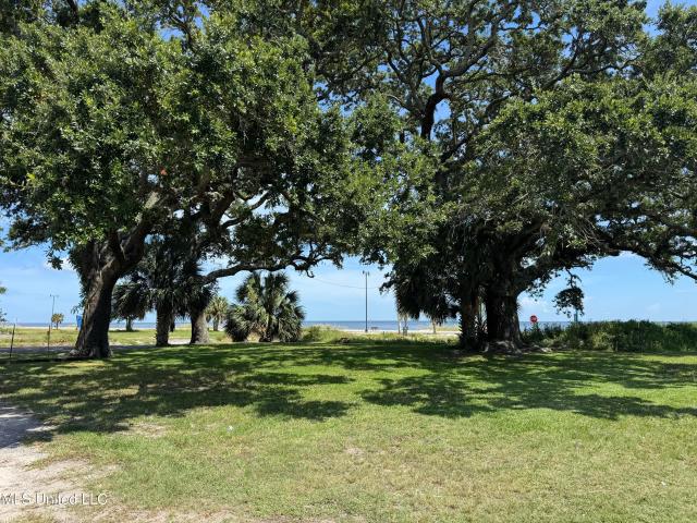 640 16th St, Gulfport, MS 39507 | MLS #4119