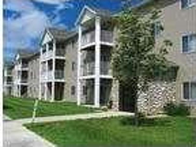 $640 / 2br 800ftÂ² 2bdrm 1 bath, $640 with only a $350 deposit rent today