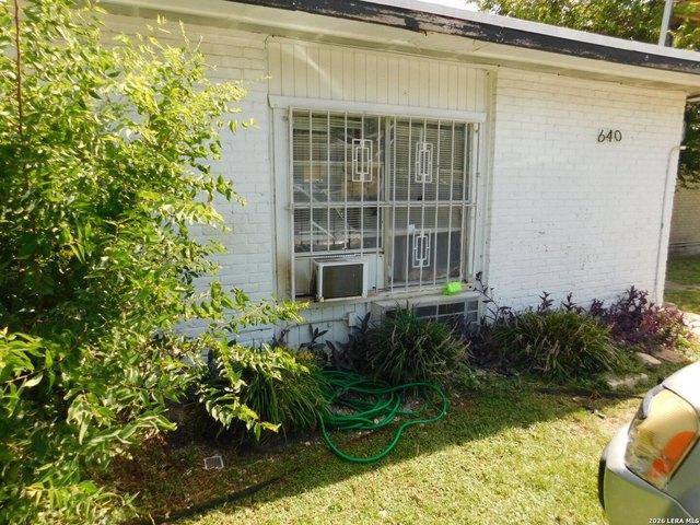 640 642 Morningview, San Antonio, TX 78220