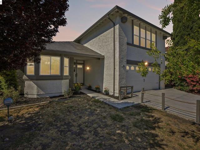 640 Calle Del Prado