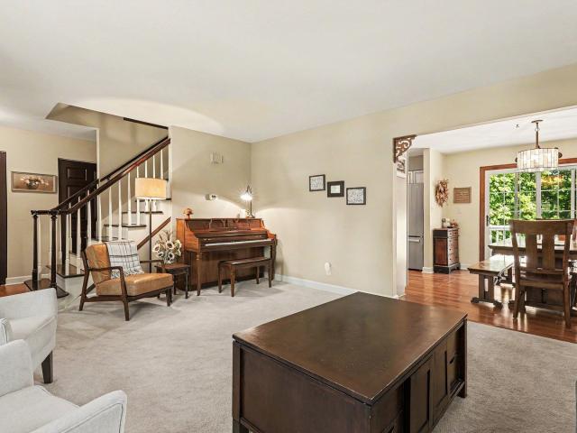 640 Clearview Court