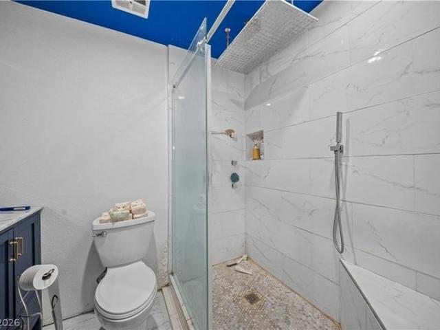 640 Brookway Ln, Las Vegas, NV 89169