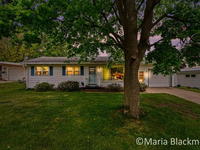 640 Division St, Ionia, MI 48846