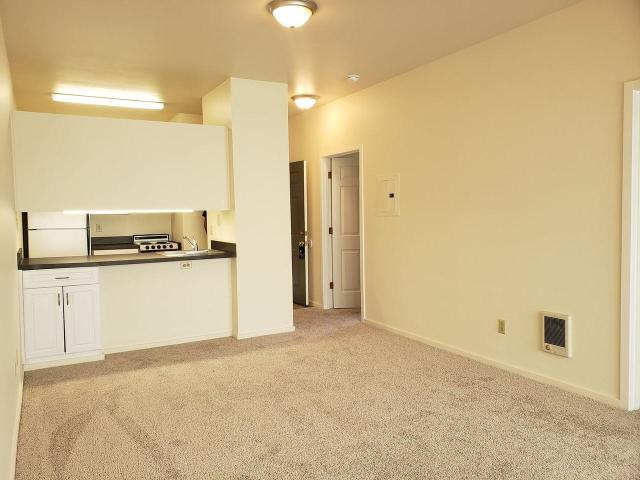 640 E. 15th Ave. 2 Bedroom Apartment for Rent at 640 E 15th Ave, Eugene, OR 97401 West University