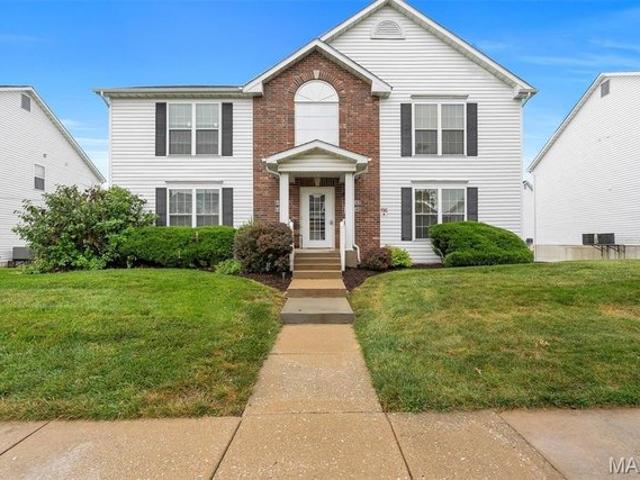 640 Homerun Dr Unit 37N, O'Fallon, MO 63366